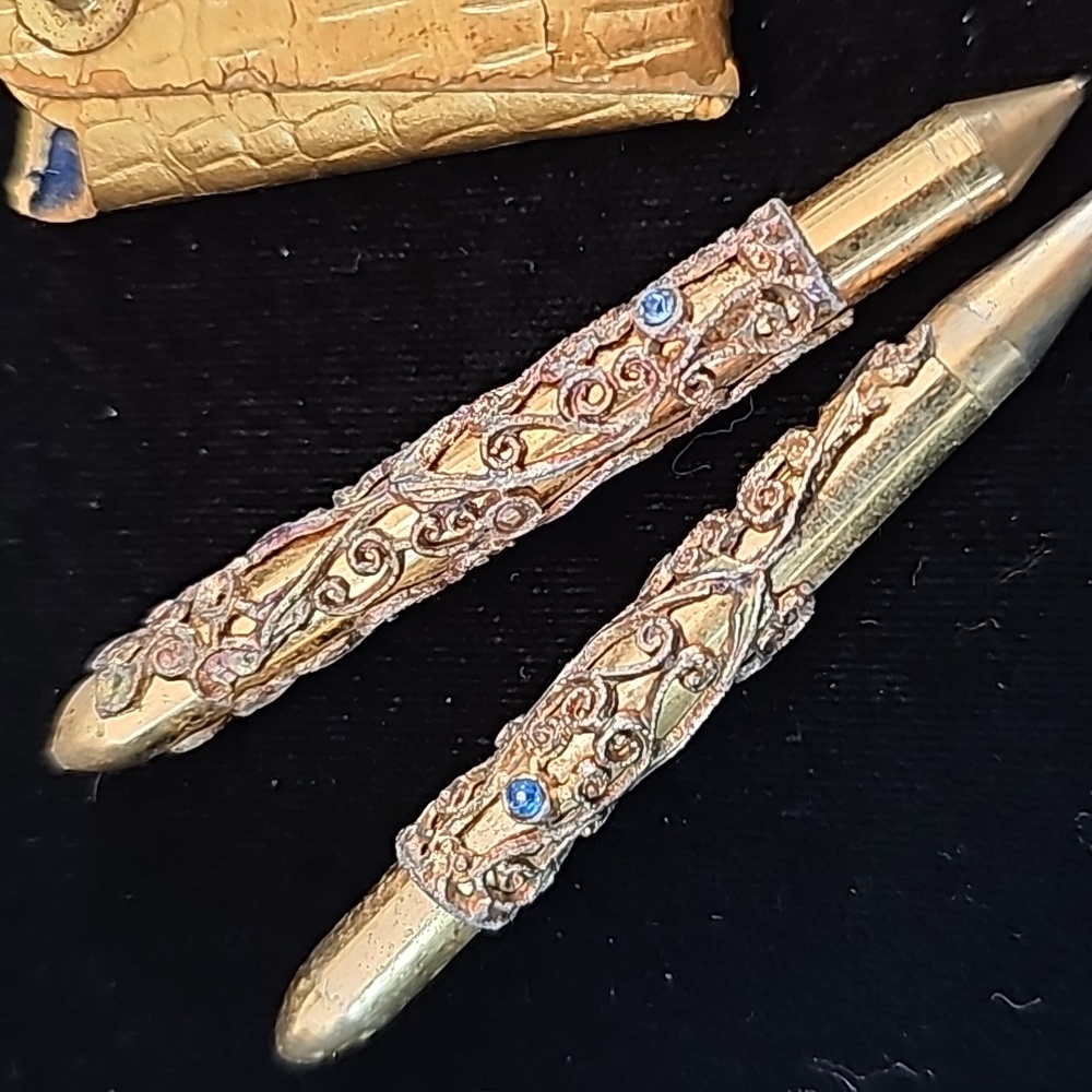 Victorian Gold Pen Set - Gem